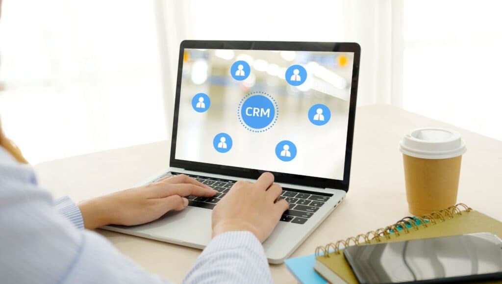 The 6 Must-Have Key Features Of A Restaurant CRM - Stampede